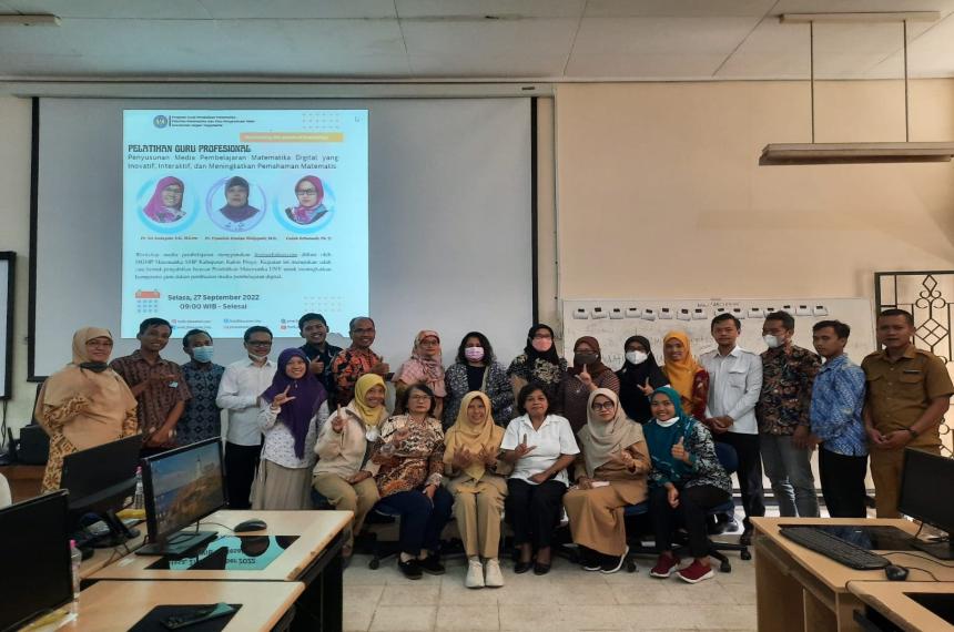Digital Media Training for Learning Mathematics Today | Prodi Pendidikan Matematika
